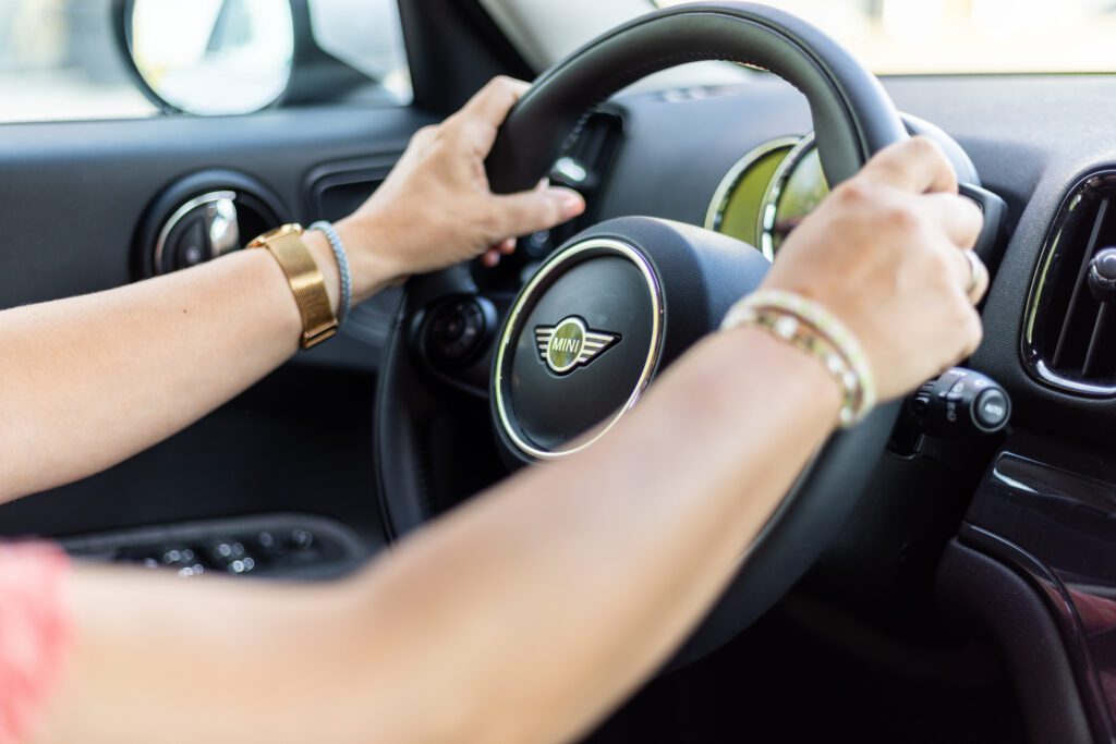 Hoe om te gaan met rijangst? Onze tips! | Dinkla Verkeersopleidingen